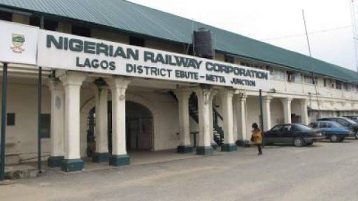 Apapa freight shuttle: NRC moves 20,760 tons in 19 days – The Business ...