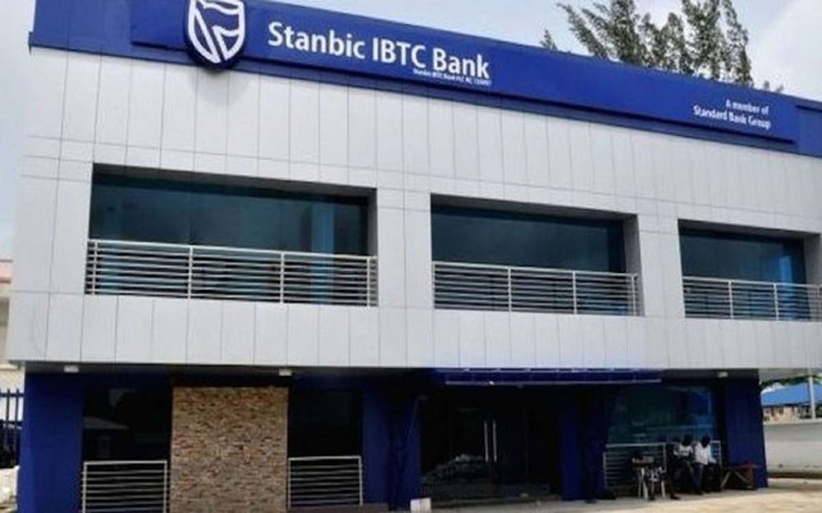 Bank customer protests alleged frozen of account in Ibadan – The ...
